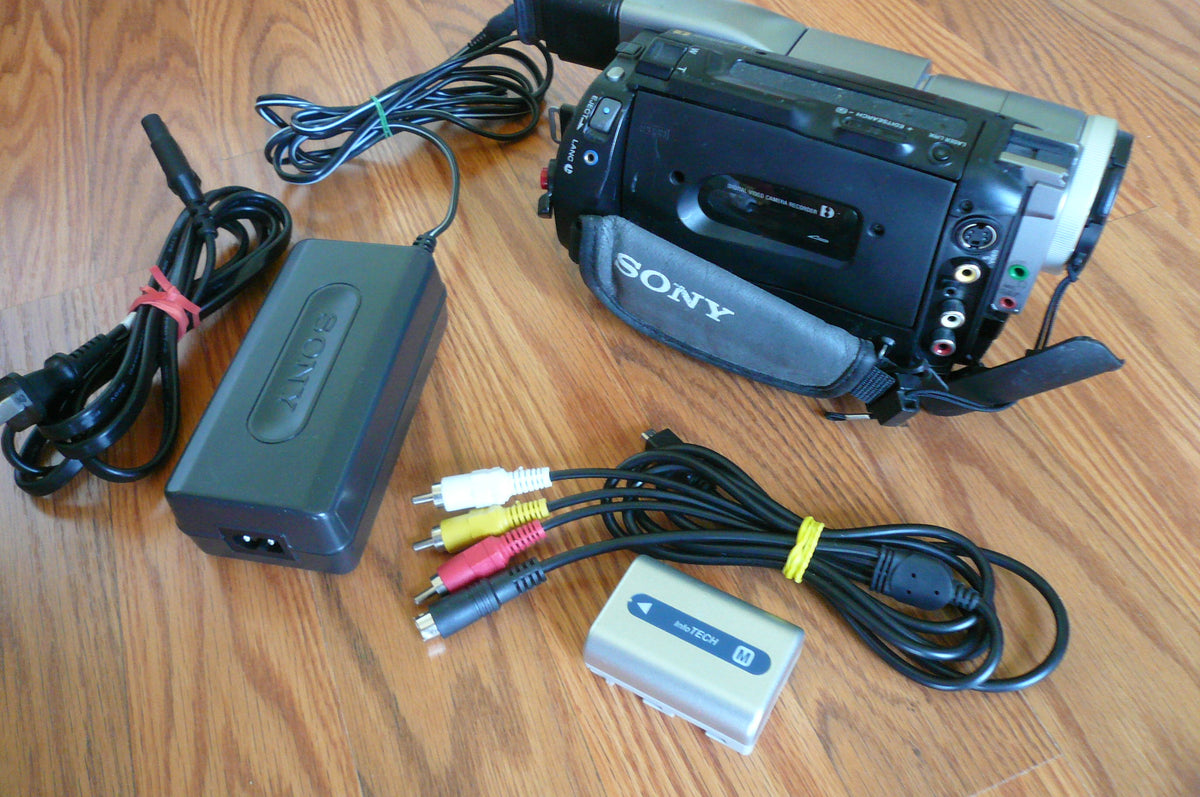 Sony DCR-TRV110e digital8 pal system camcorder plays 8mm Hi8 digital8 – I & N Electronics