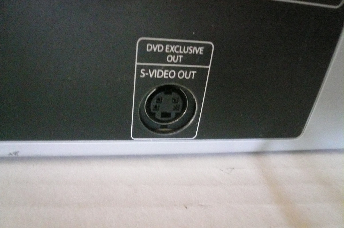Zenith XBV713 DVD VHS combo stereo VCR – I & N Electronics